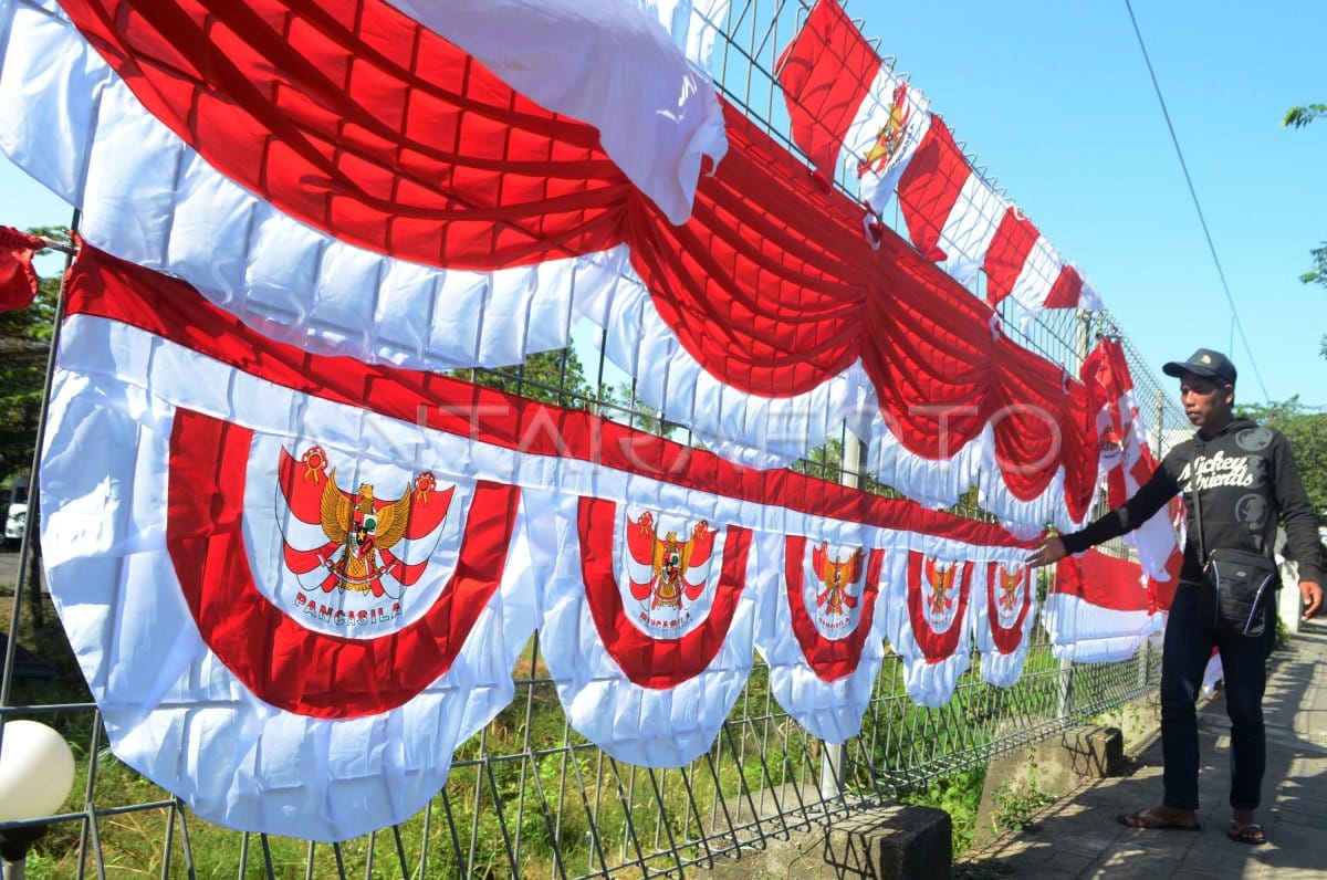 Pedagang Bendera di Bone Mulai Ramai, Bisa Raup Untung Rp1 Juta